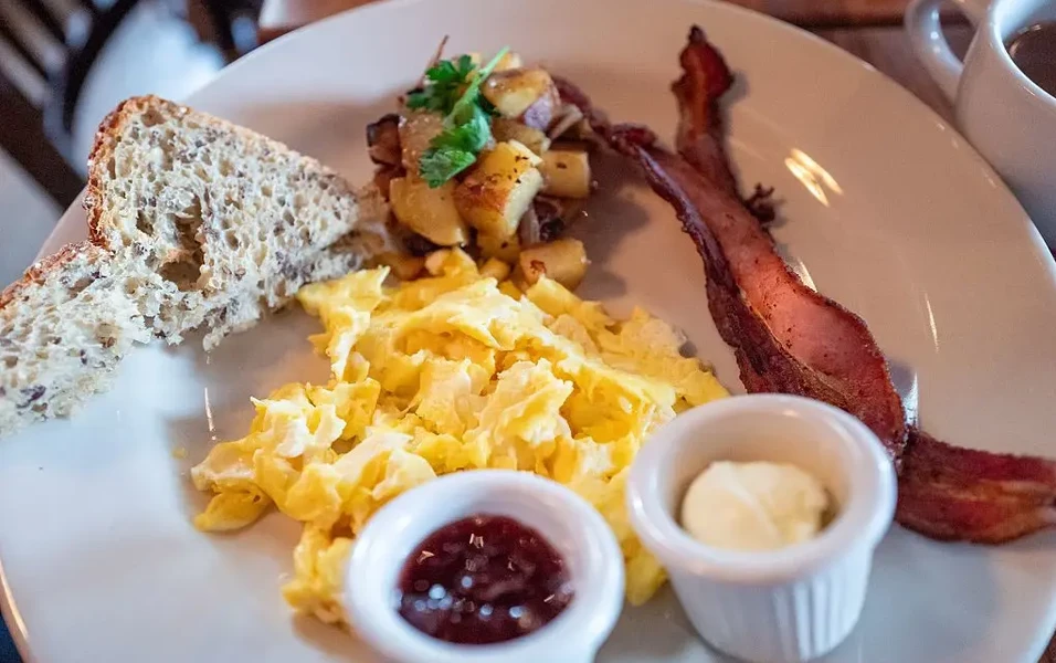 The delicious history of American breakfast culture