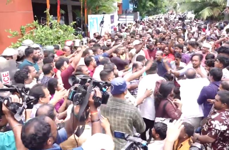 Violence outside former Kerala CM Pinarayi Vijayan's house as ED ...