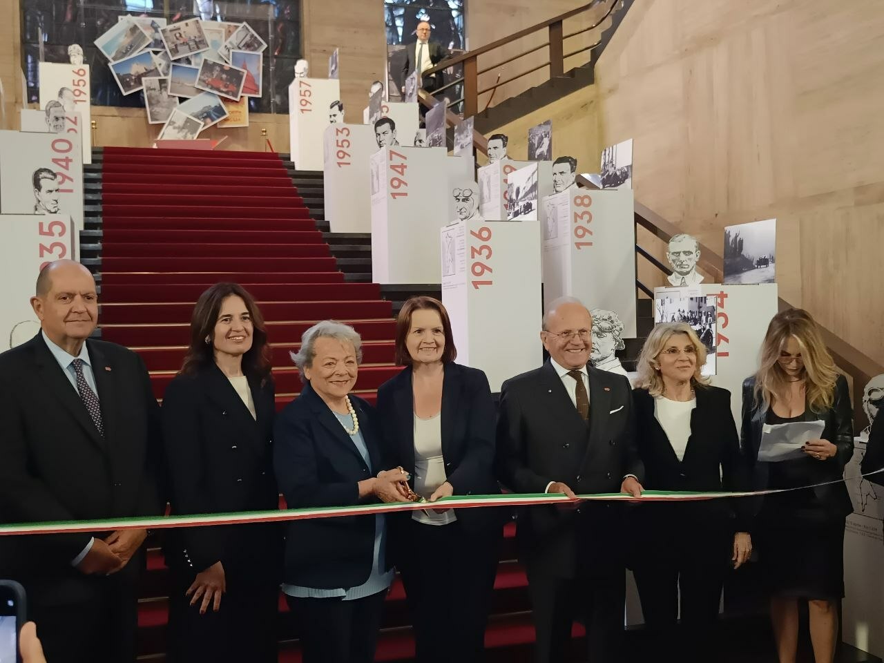 La 1000 Miglia diventa una mostra: a Roma nella sede del MIMIT il ...
