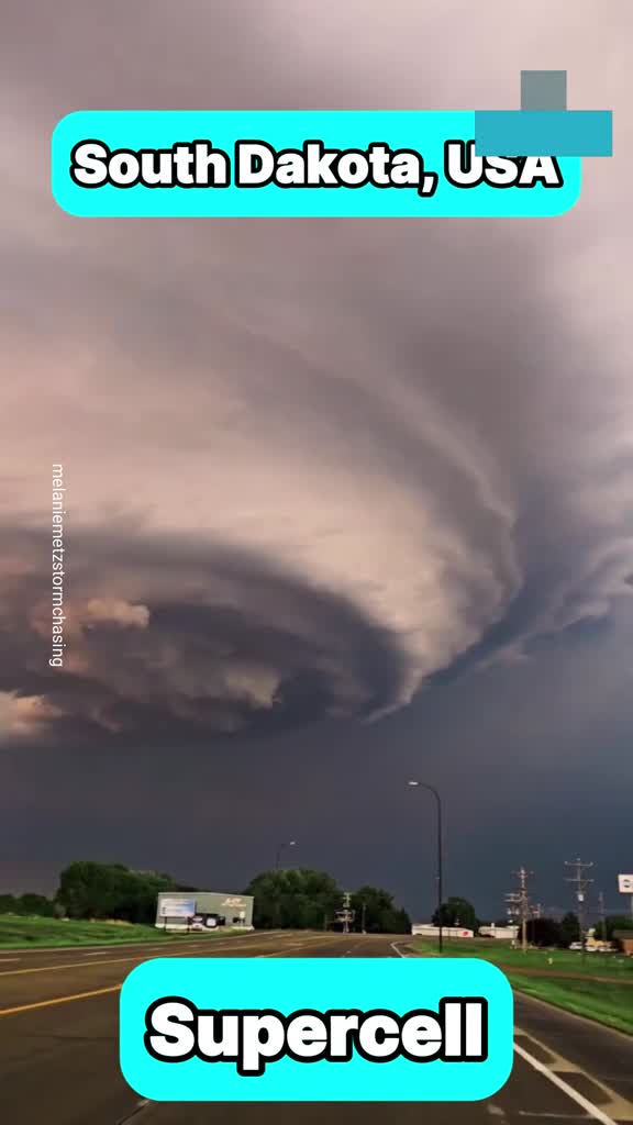 Lightning strikes through stunning supercell over South Dakota