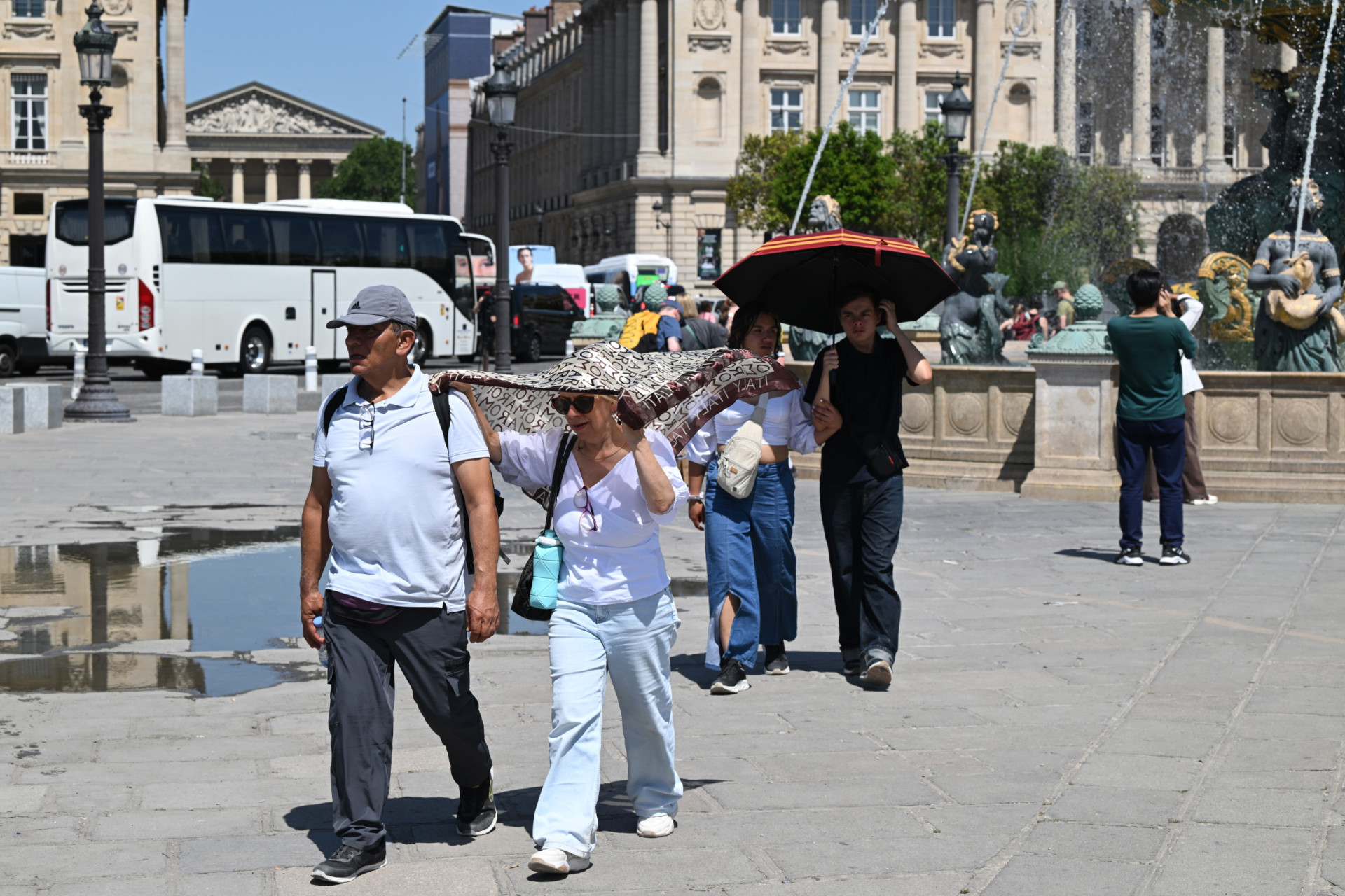 How to survive heat waves