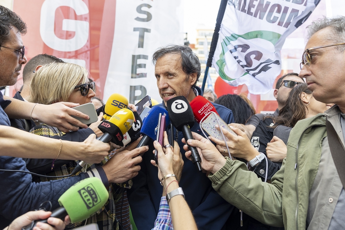 CSIF se baja de la huelga tras el acuerdo salarial: "Es imprescindible ...