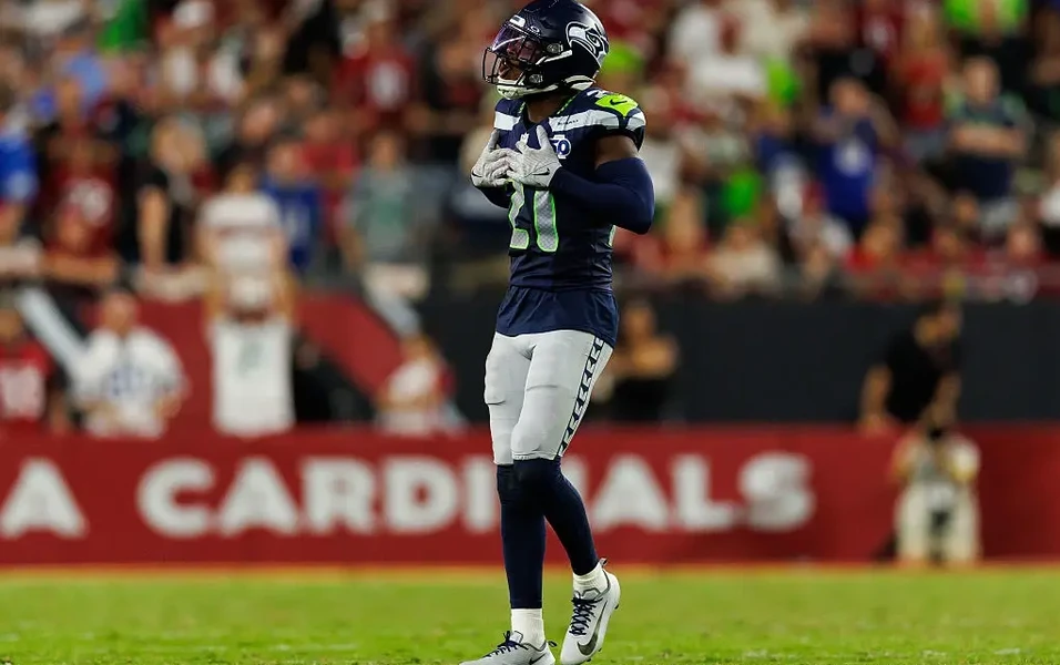 Seahawks, Witherspoon remain far apart on contract talks