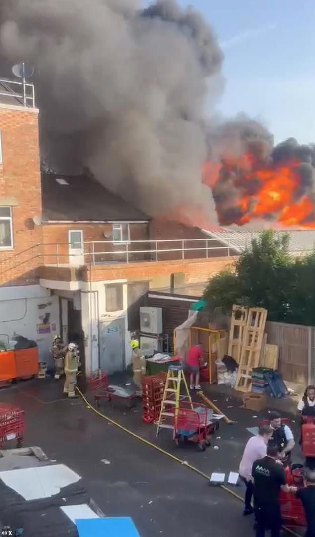 Massive fire breaks out at Jewish supermarket in Golders Green as 100 ...