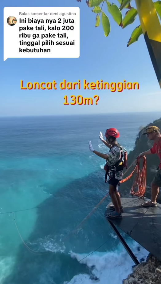 Cliff jump seru di Nusa Penida Bali