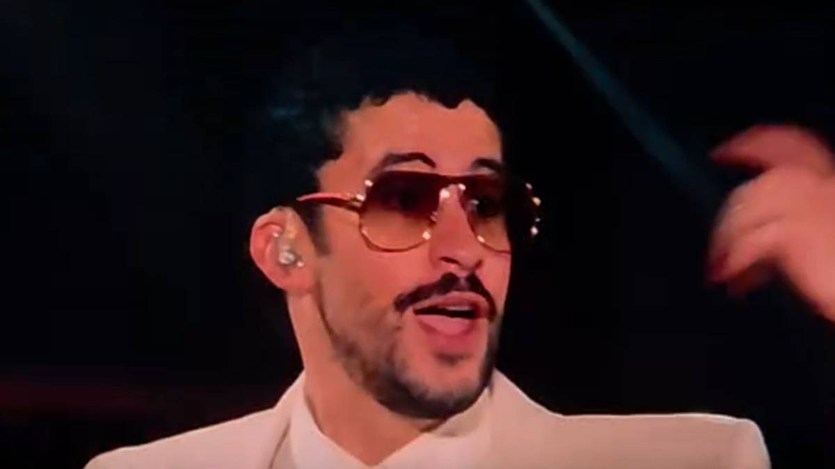 Épico: 'Lisboa menina e moça' é tocada no concerto de Bad Bunny no ...