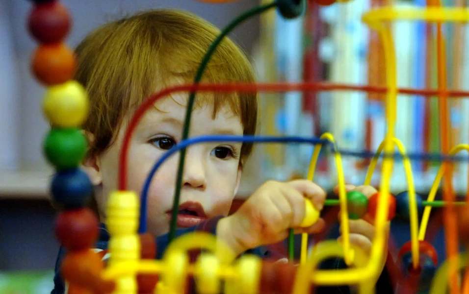 Study links toddler pretend play to improved later wellbeing