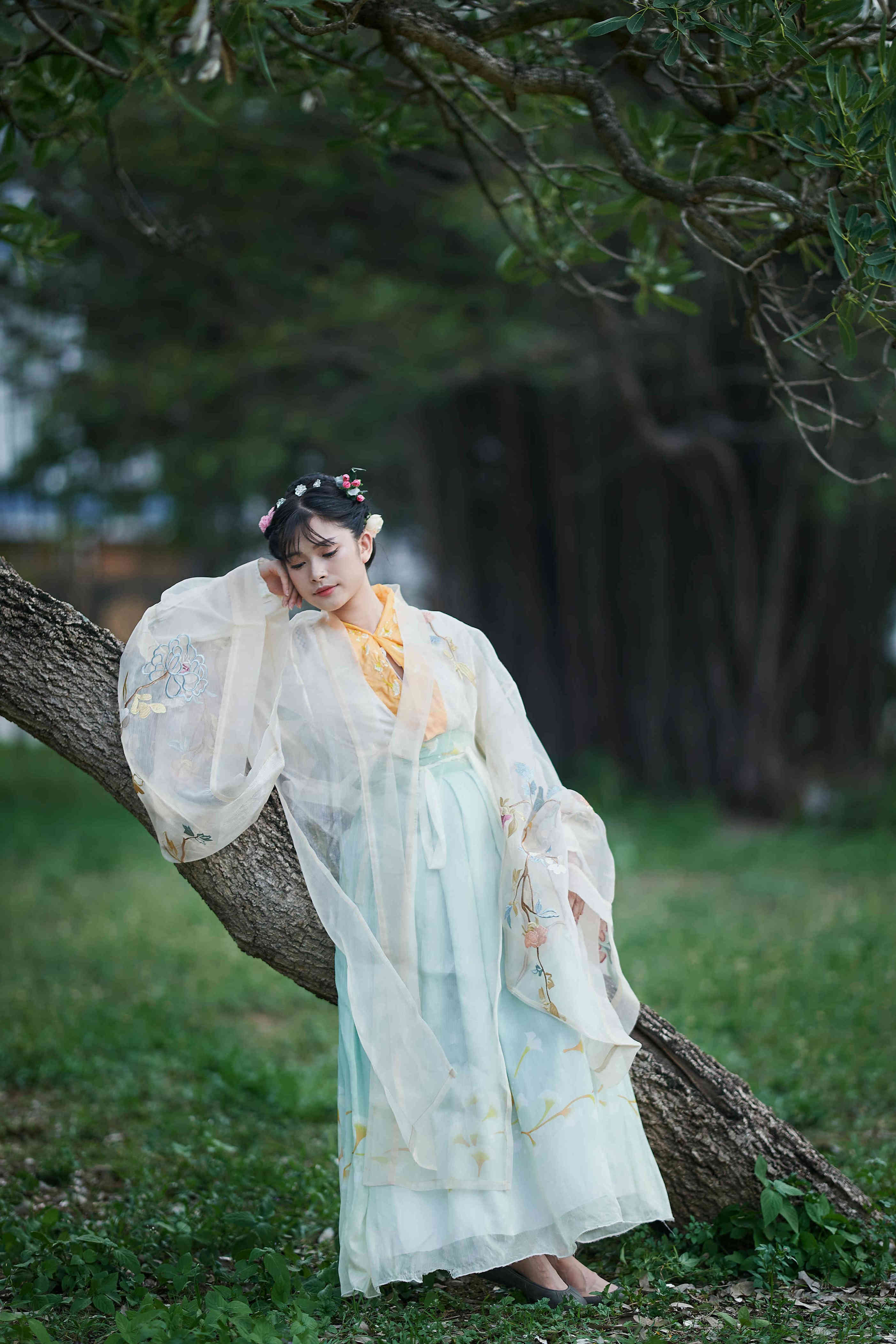 汉服游园记｜青衫遇夏｜误入古典诗画里