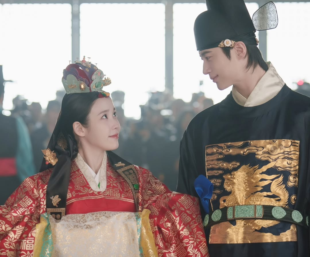 Truyền thông Hàn phản đối kiến nghị gỡ phim Perfect Crown