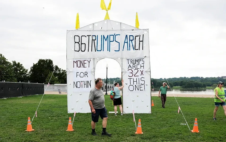 Trump faces veteran outrage over Memorial Day conduct, Arlington arch plan