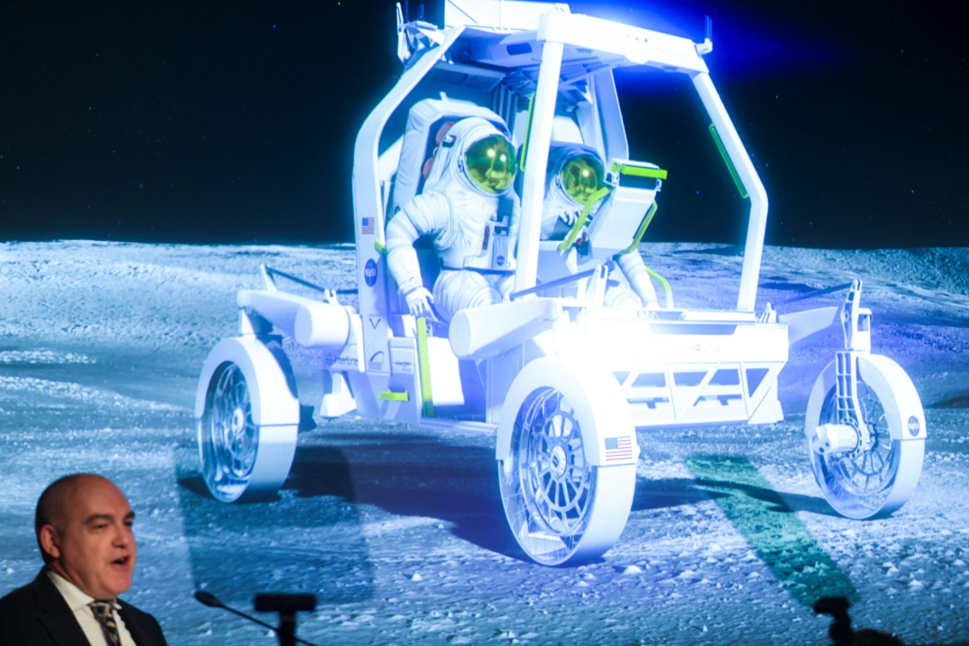 NASA reveals what its £15,000,000,0000 moon base could look like
