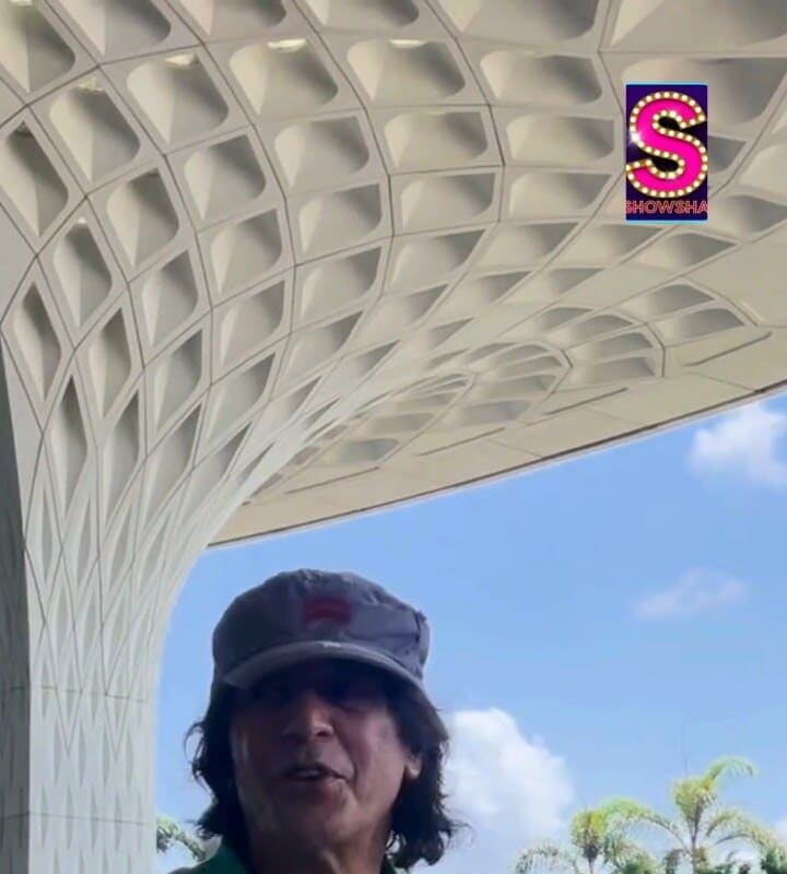Chunky Pandey exuding pure happy vibes at the airport with that ...