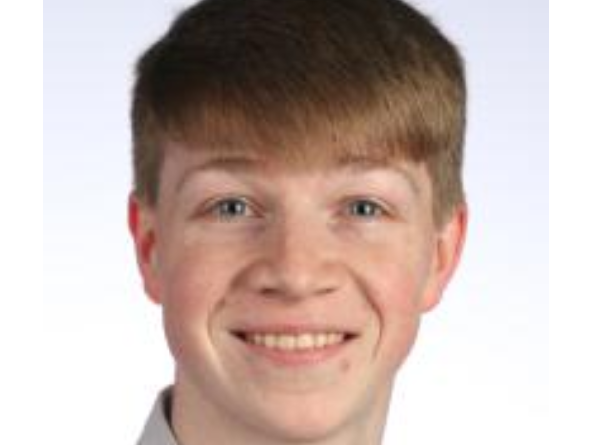 At 15, a student intern noticed a faint dip in starlight and helped ...