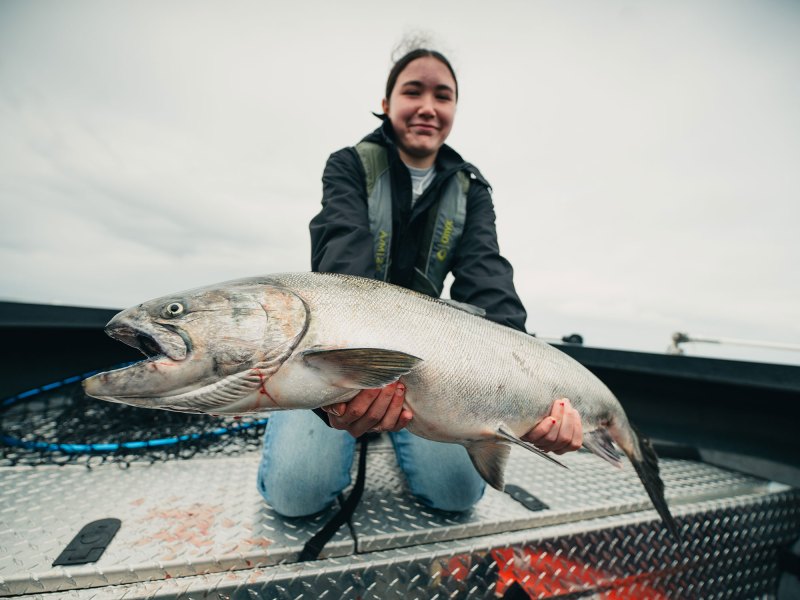 Battling salmon at Buoy 10 on the Columbia River