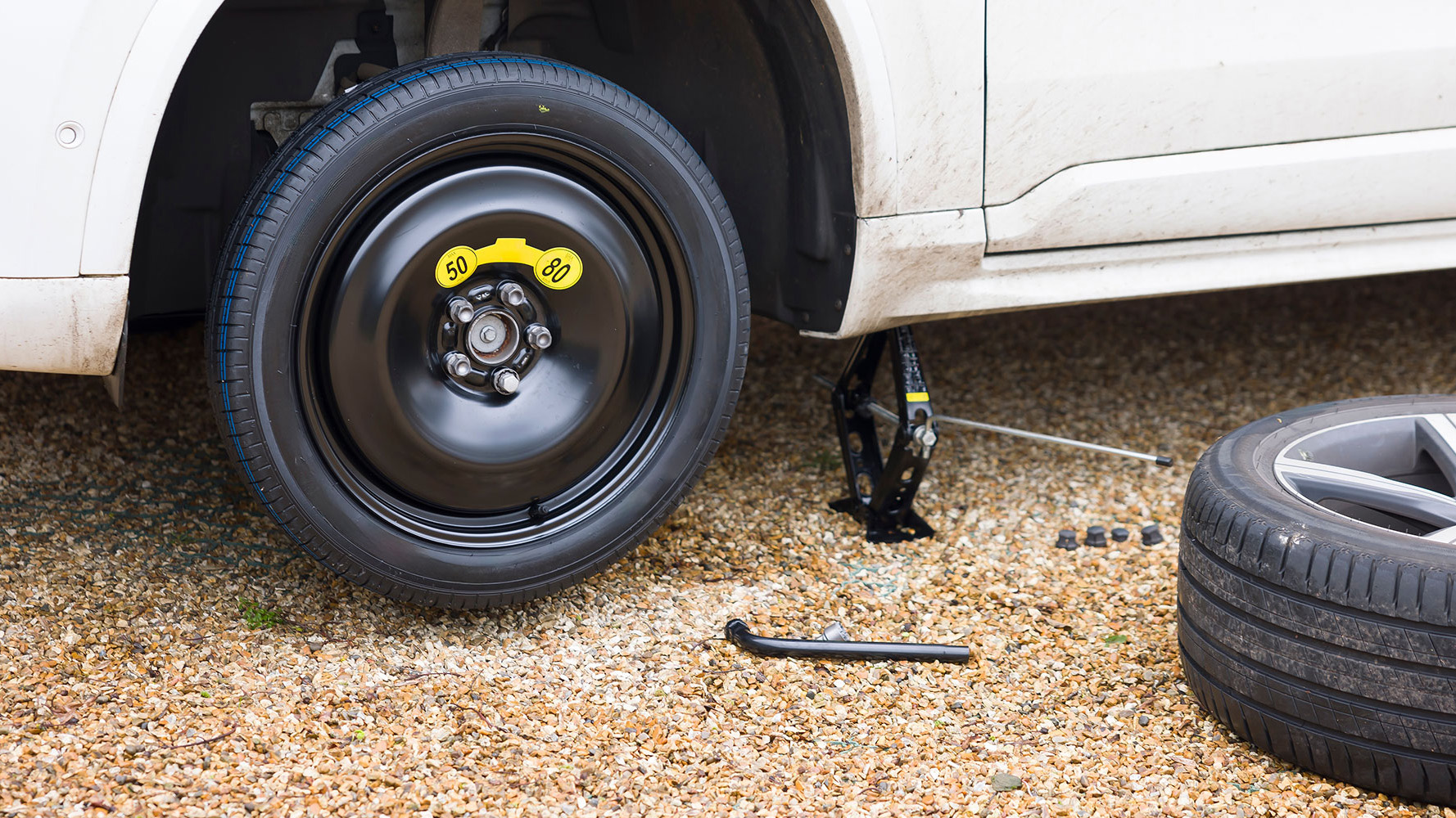 Why don't new cars come with spare tyres?
