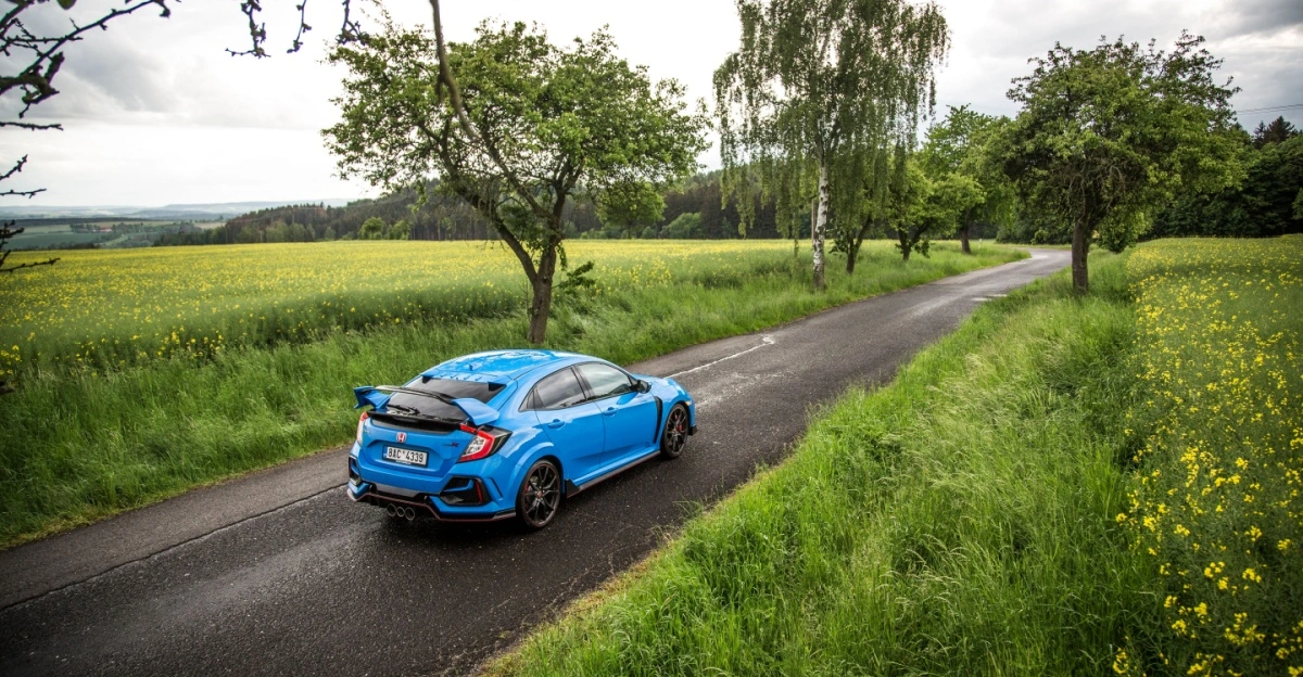 Honda's new electric hot hatch costs less than $21,000 and is already ...