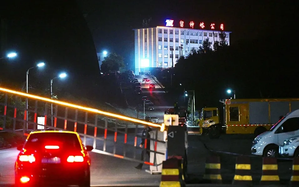 China shuts 47 mines after deadly blast probe reveals cover-up
