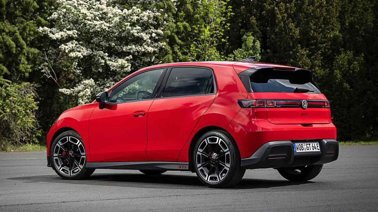 226 HP, 263-mile range, 217 lb-ft torque, 0-60 in 6.8 sec: Volkswagen ...