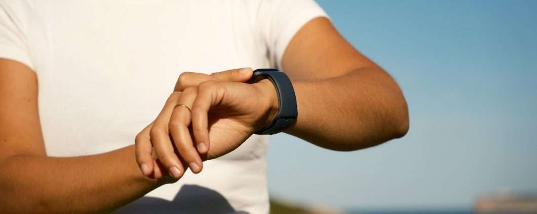 Google Health integra Fitbit con AI e dati sanitari