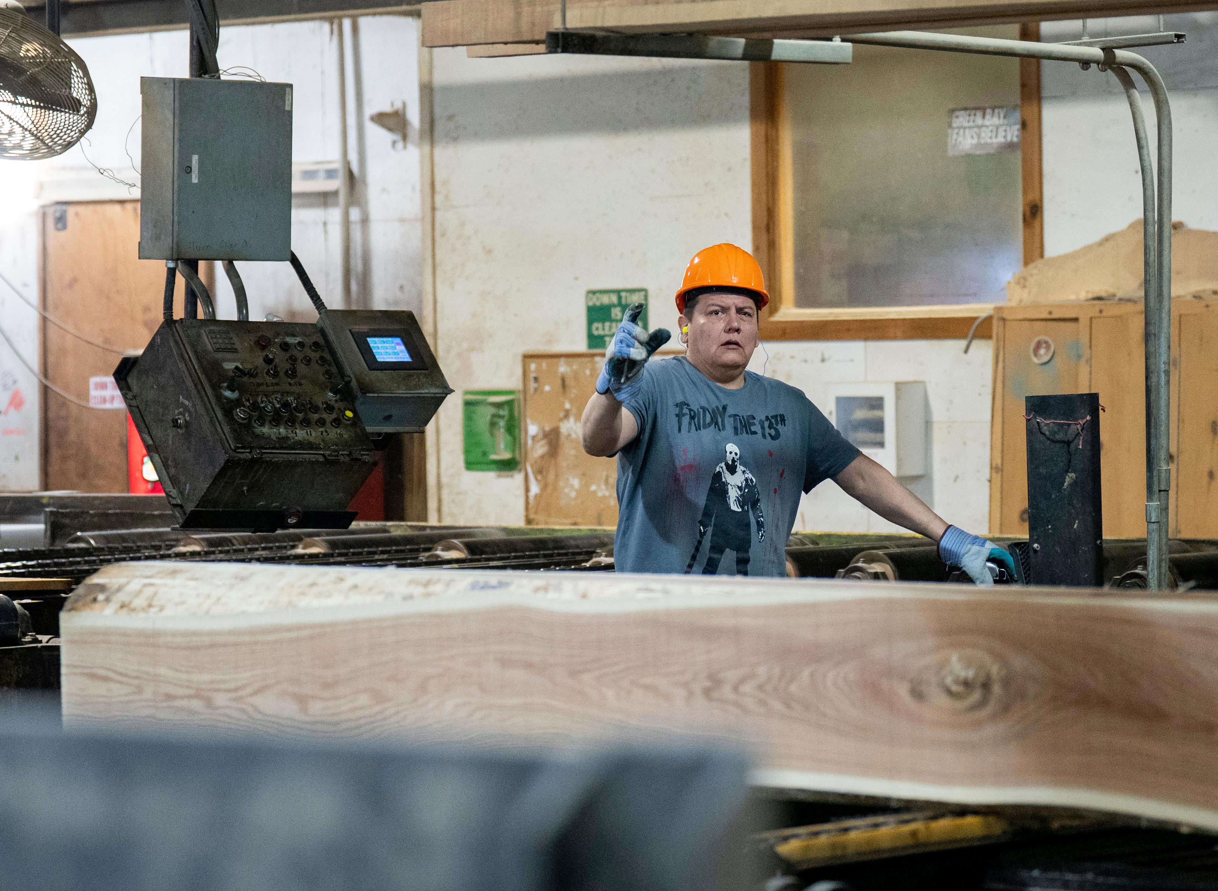 For over 100 years, Menominee mill workers have used own sign language
