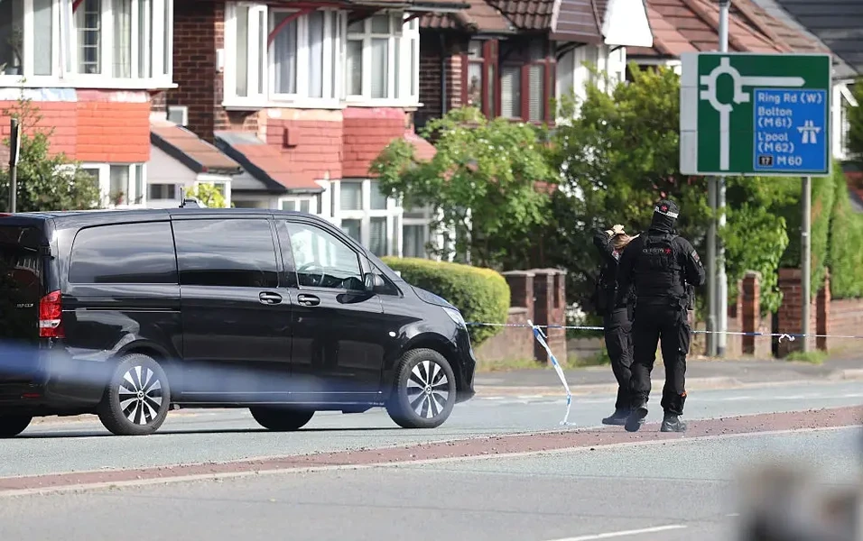 Eighth person held over Heaton Park synagogue terror attack