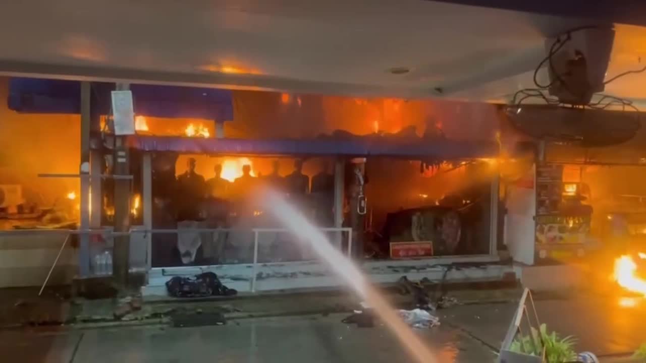 Staff flee in panic as fire engulfs Indian restaurant