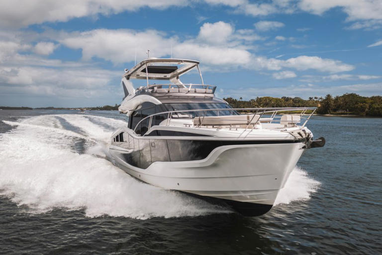 Galeon 520 FLY expands its flybridge evolution
