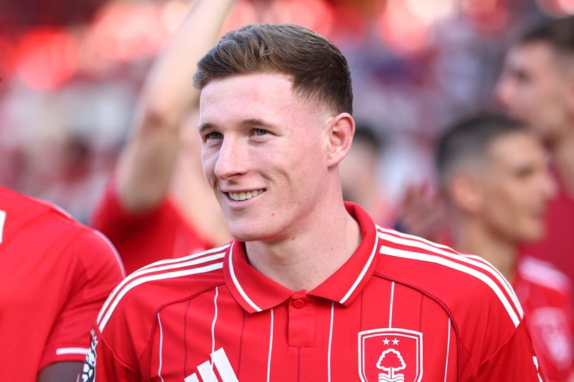 Man City and Manchester United face looming Elliot Anderson deadline ...