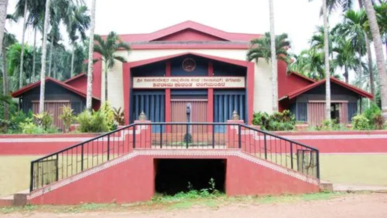 At this village in Karnataka, farmers discuss Shakespeare, Hemingway ...