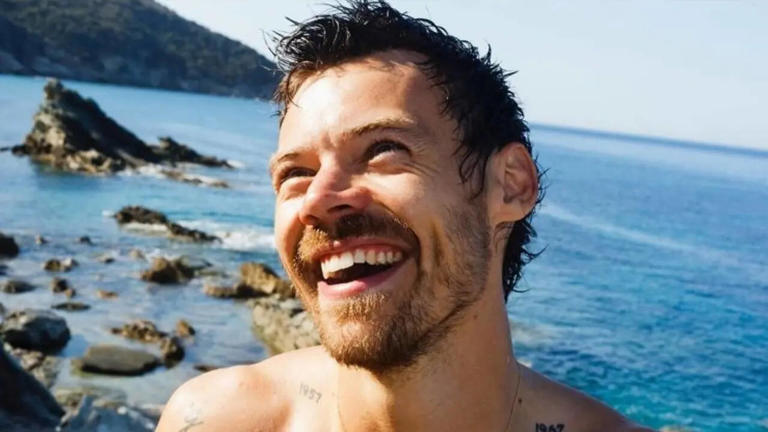 Song lyrics of the day by Harry Styles: 'You don't have to be sorry for ...