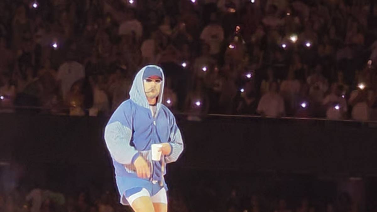 Bad Bunny em Portugal: mais de 60 mil pessoas na primeira de duas ...