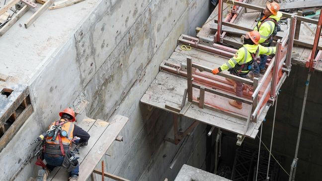 Contract clash: Chickamauga Lock construction company notifies state ...