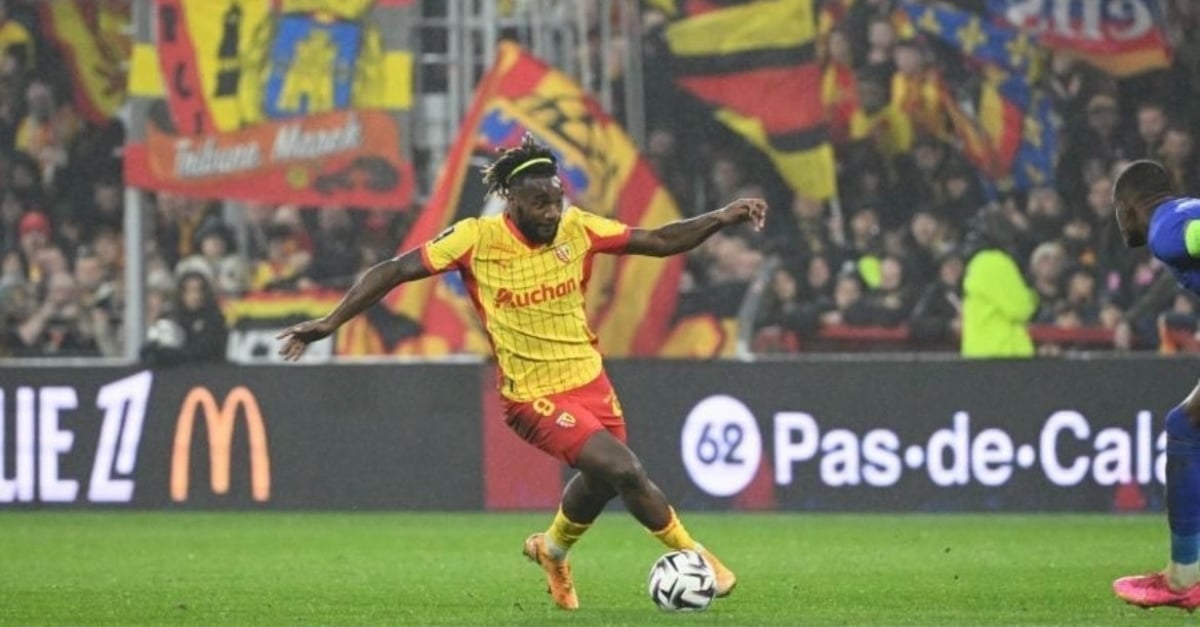 Mercato Lens : L'avenir de Saint-Maximin relancé par une piste italienne