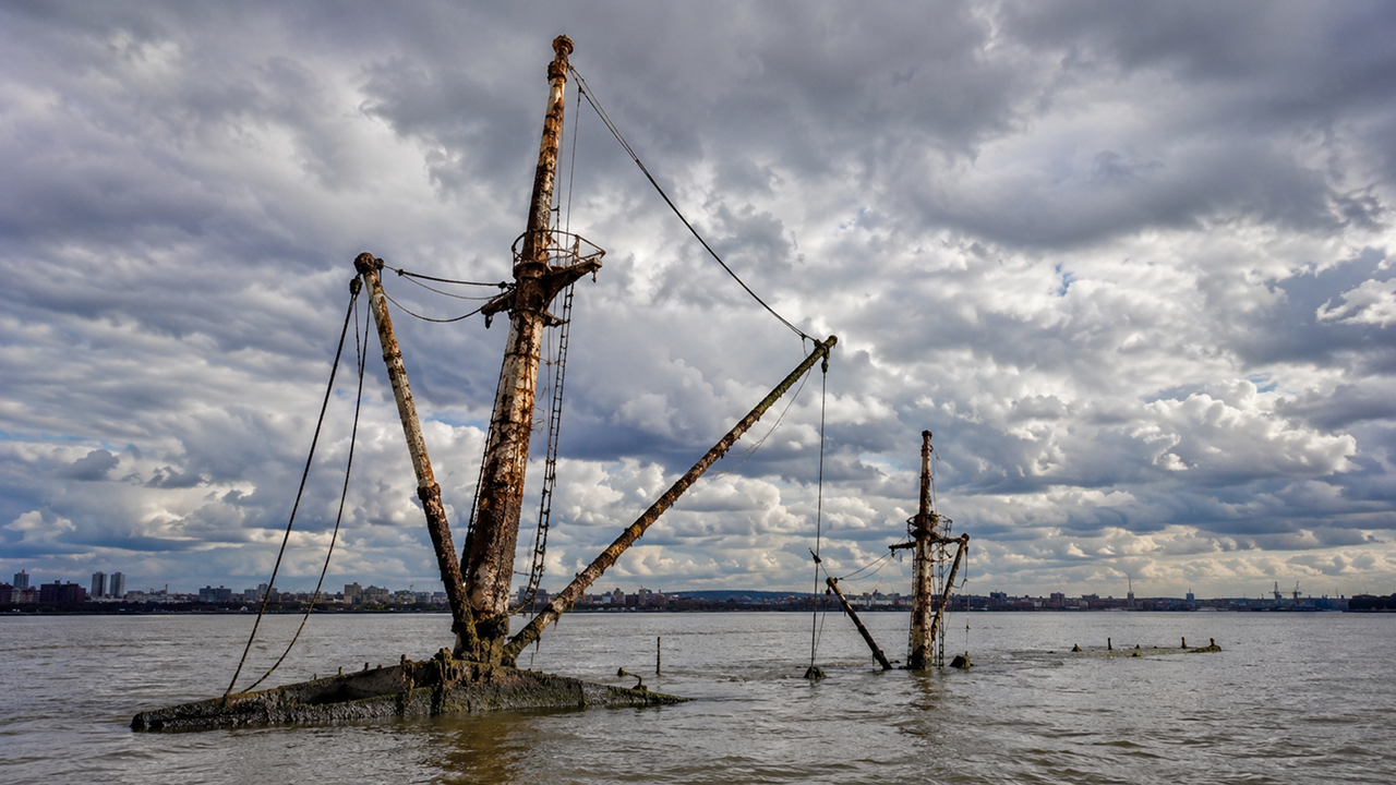 Why nobody will touch the SS Richard Montgomery, the risk calculation ...