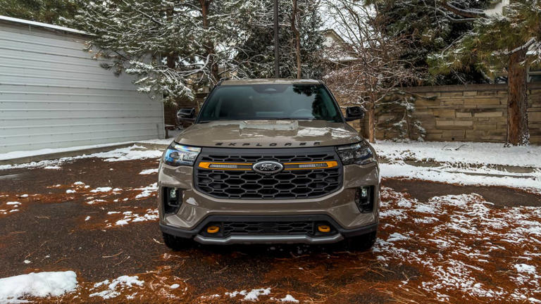2027 Ford Explorer order guide leak reveals more V6 options and new ...