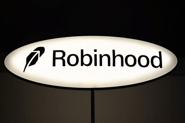 Robinhood opens platform to AI agents for trading, credit card purchases