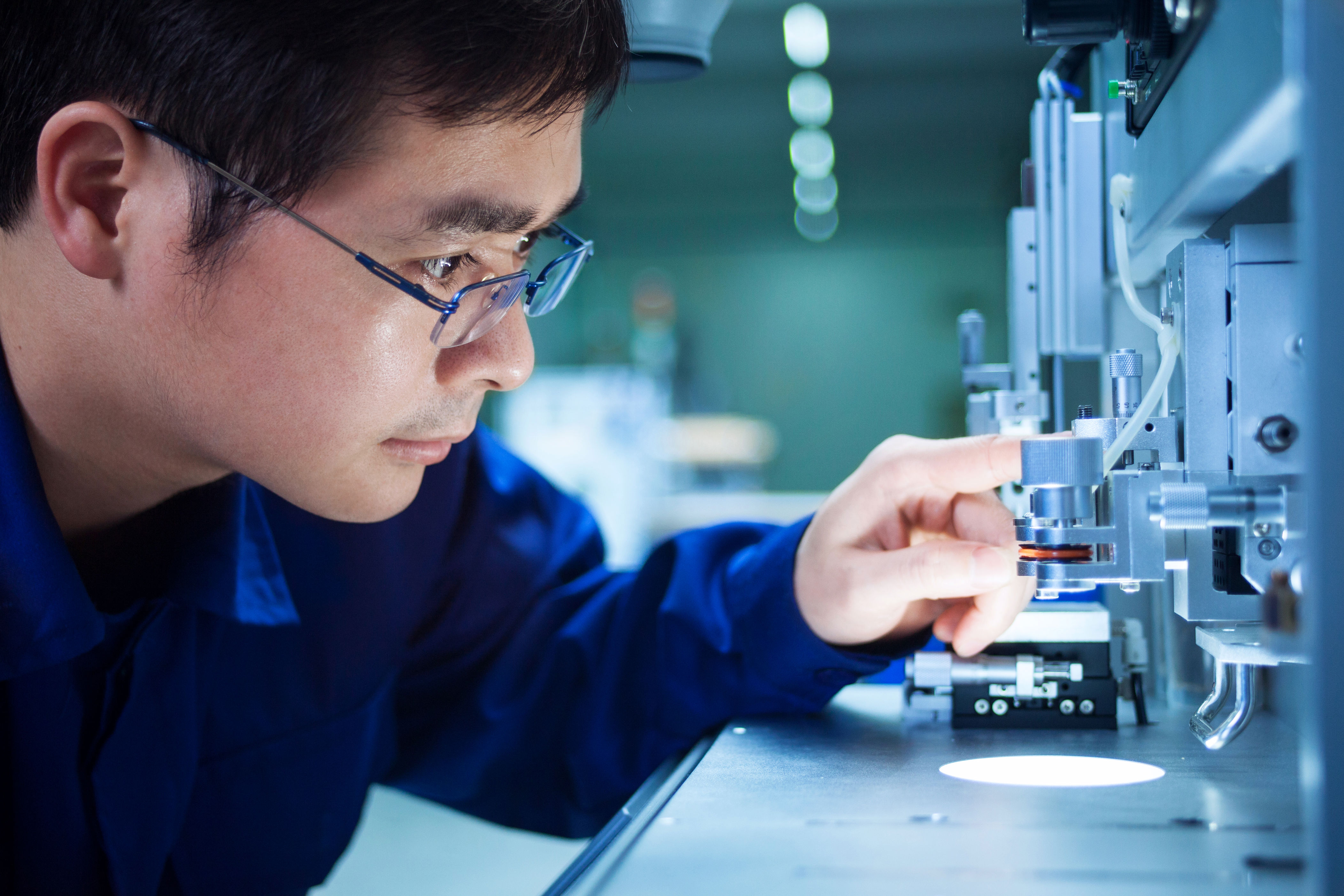 1 under-the-radar AI semiconductor stock to buy hand over fist ...