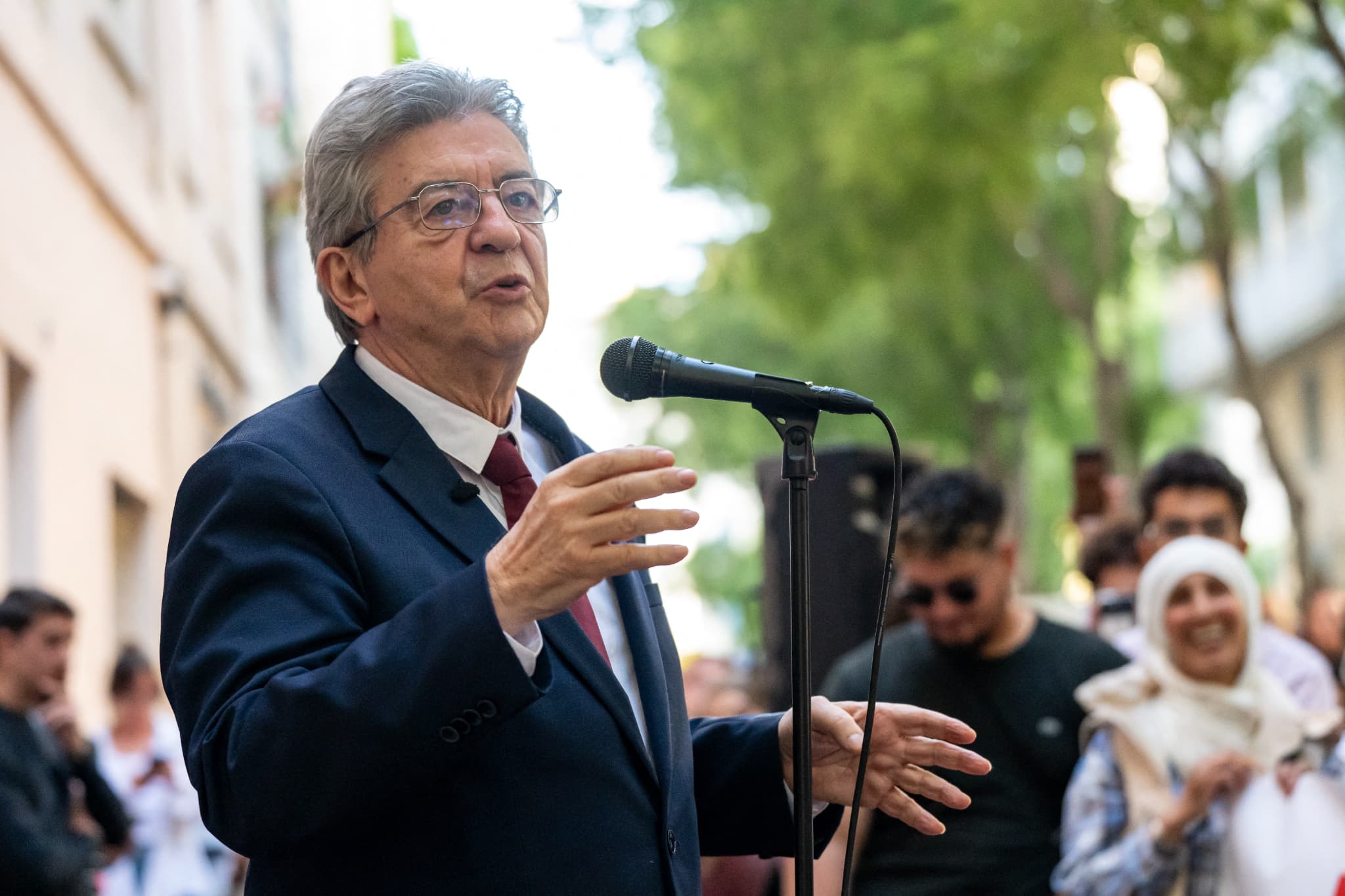 « La violence, c'est eux »: Jean-Luc Mélenchon répond à Raphaël ...
