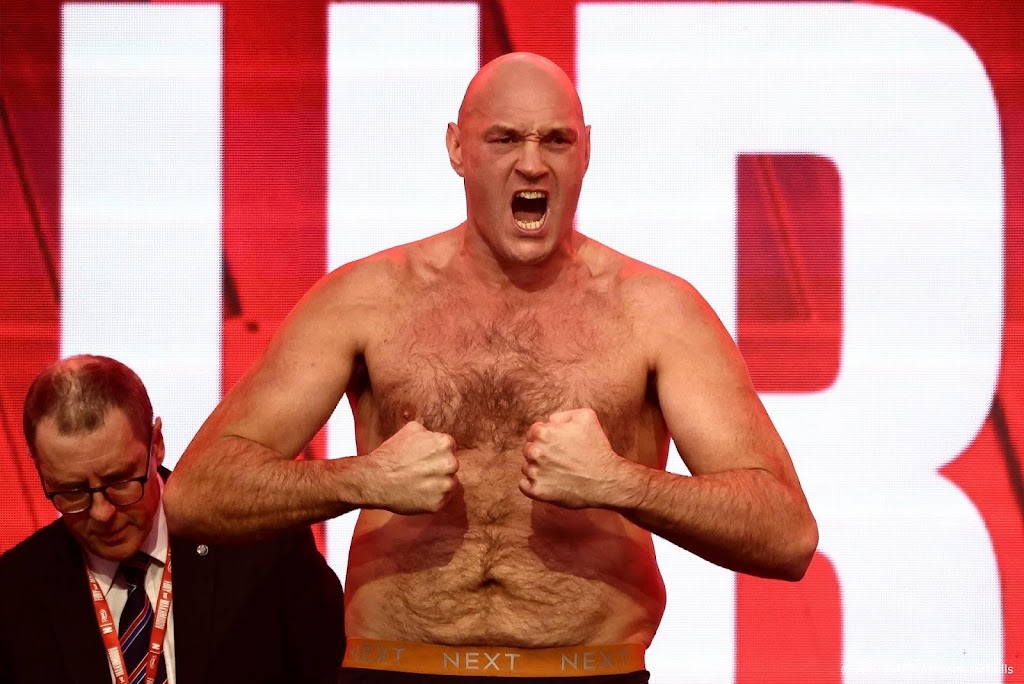 Voormalig bokskampioen Fury maakt in augustus rentree in Dublin