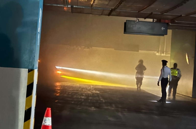 Fire hits commercial building in BGC, Taguig