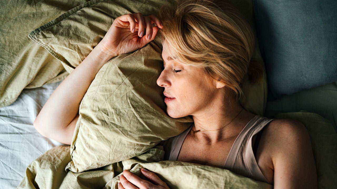 Sleep doctor reveals the brutal health downside of daylight saving time