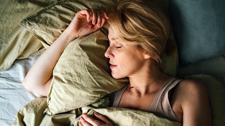 Sleep doctor reveals the brutal health downside of daylight saving time