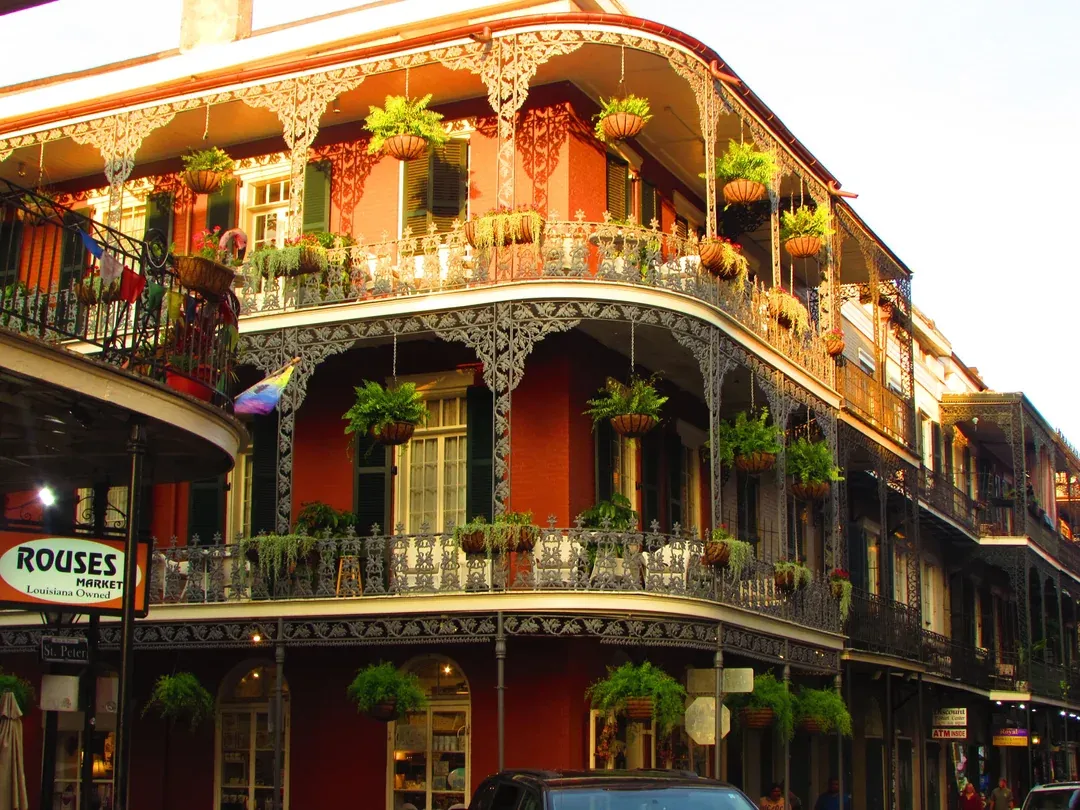 20 cities with distinct architectural footprints