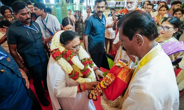 Amma arrives in Mangaluru; Brahmasthanam Mahotsava on May 28 and 29