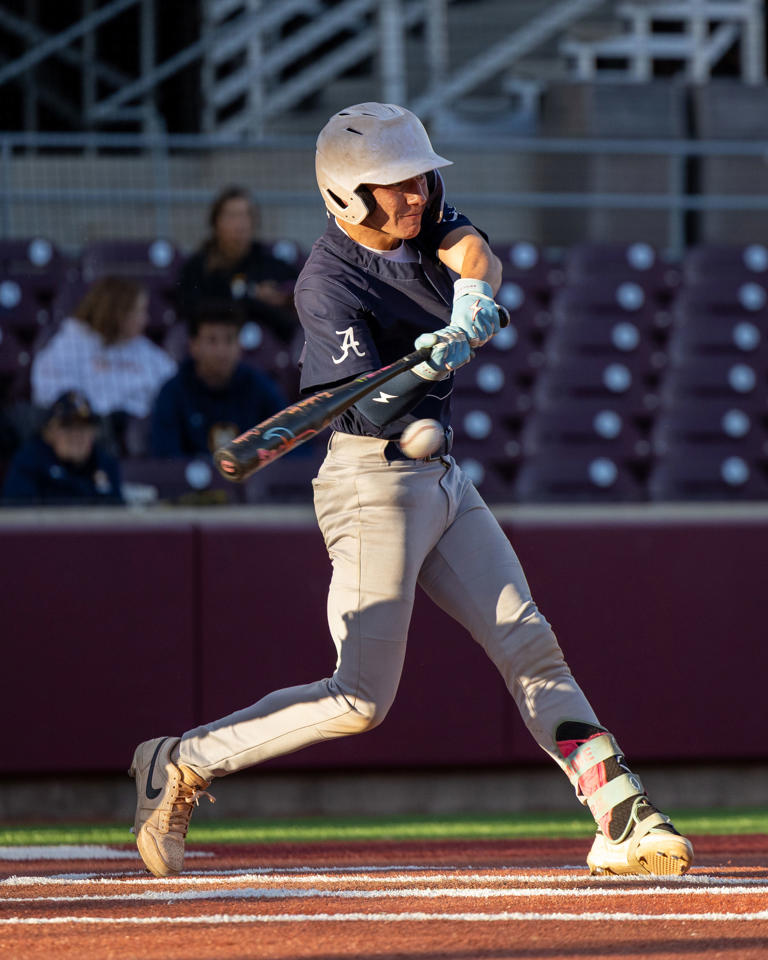 Aptos drops nine inning heartbreaker to No. 1 seed Menlo in D-III semis ...