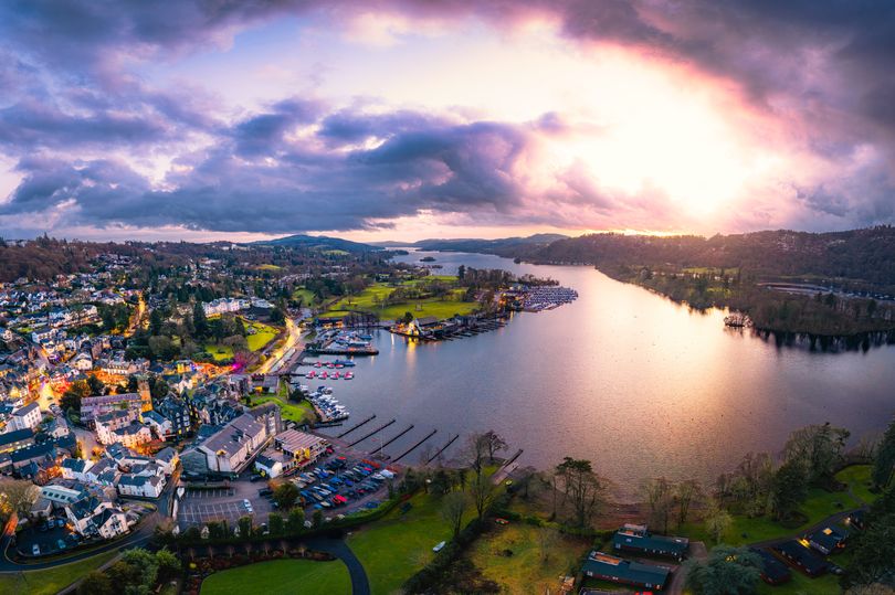 Ten locations top list as people plan to stay in the UK
