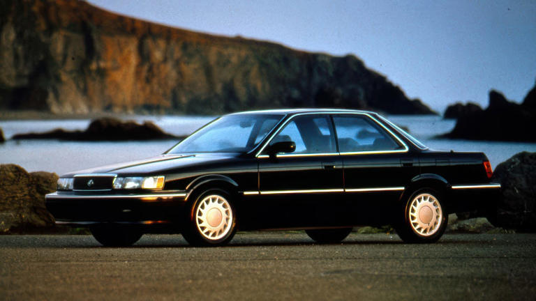 The first Lexus ES had big luxury dreams and one tough family rivalry