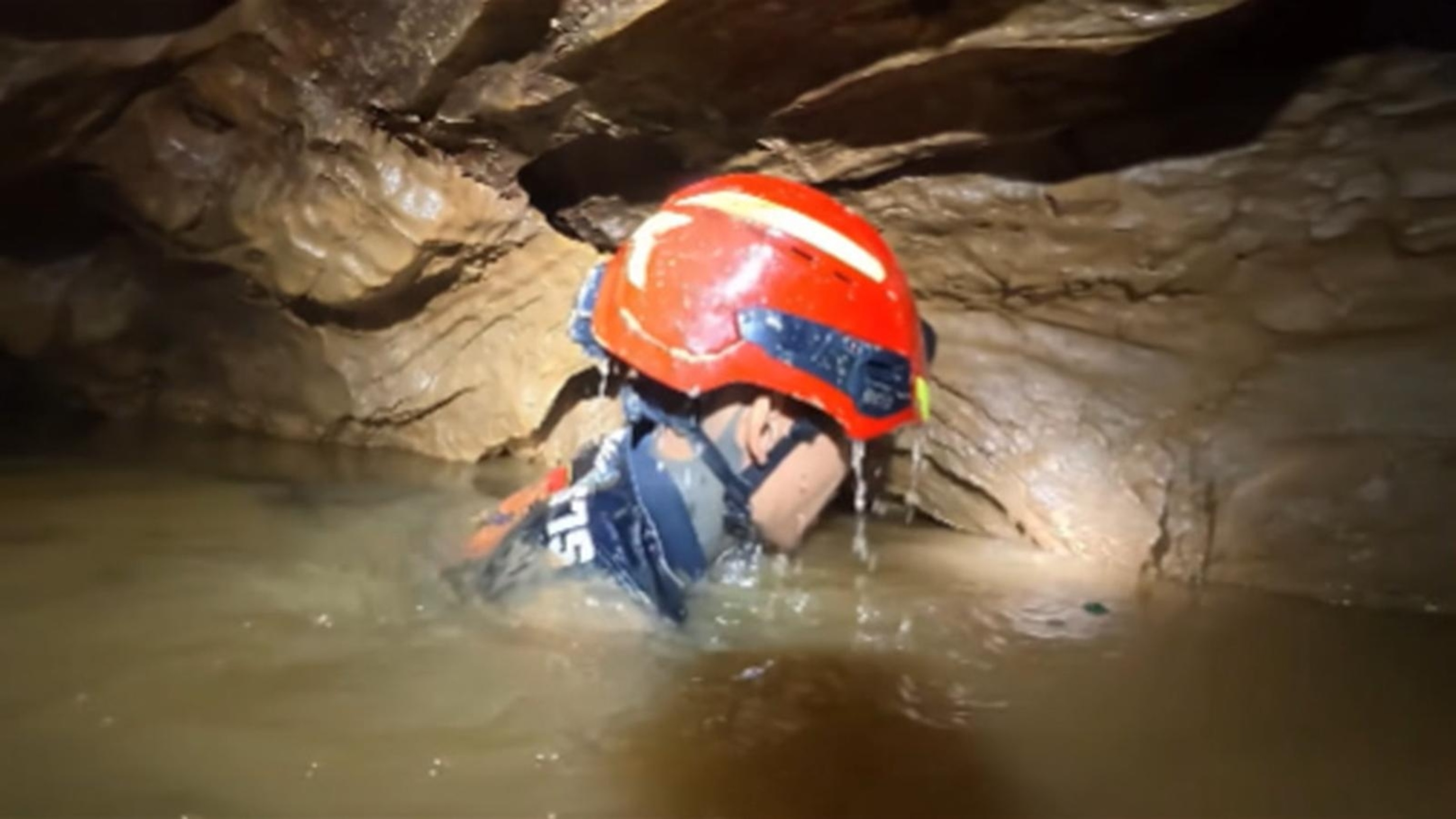 Cave rescue operation in Laos