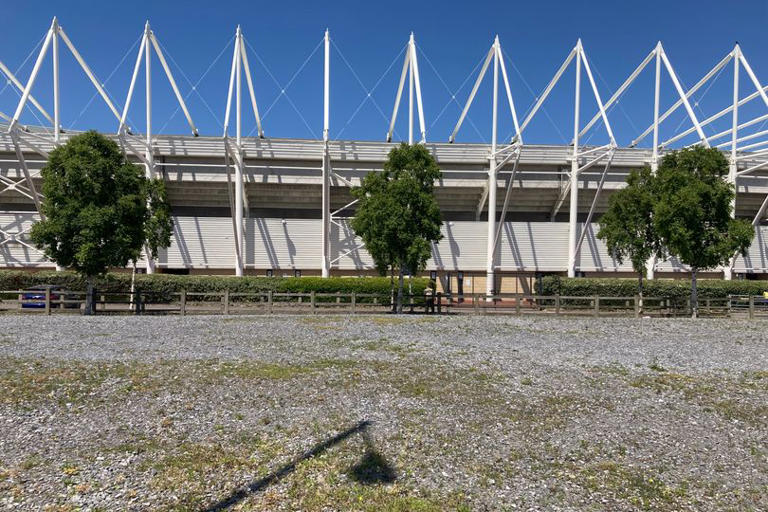 Swansea City wants huge fan park where fans can pour their own pints