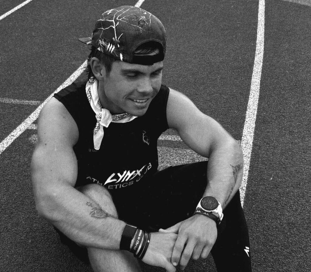 Endurance athlete Edwin Martin finishes 24-hour treadmill challenge